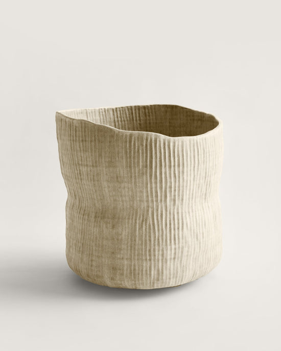 Raked Clay Planter – ORCA
