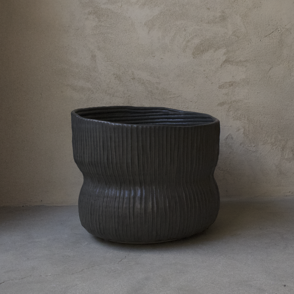 Raked Clay Planter – ORCA